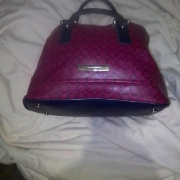 Ivanka Trump | Bags | Ivanka Trump Handbag | Poshmark